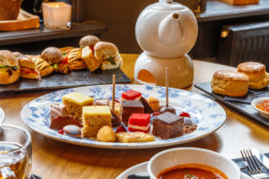 Fletcher High Tea voor 2 personen (34%) - KortingsPret.nl